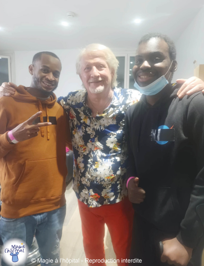 C'est génial, c'est que de l'amour | Magie à l'hopital